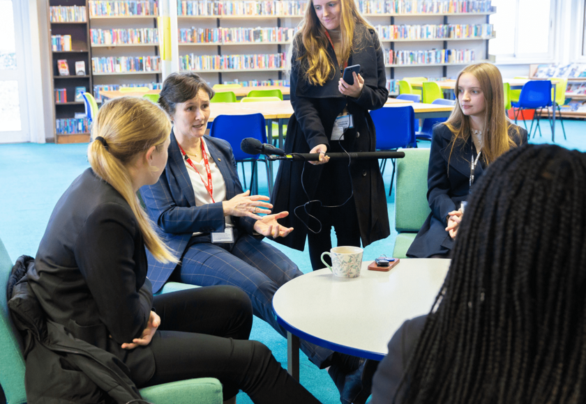 Head at Oxford University Visits Old RLT School - News - River Learning ...